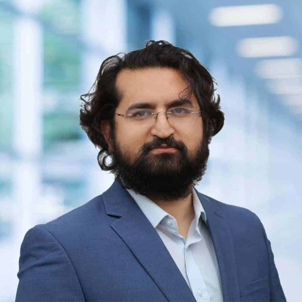 Paving your path to becoming a doctor in the UK | RoadToUK